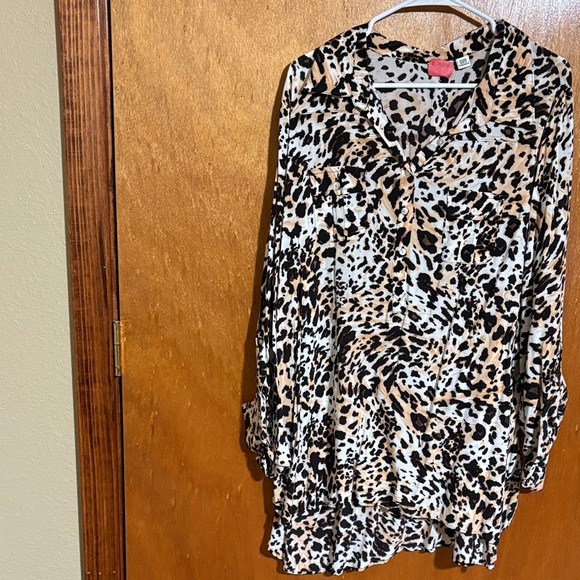 Cato | Tops | Cato Black And Tan Animal Print Blouse | Poshmark